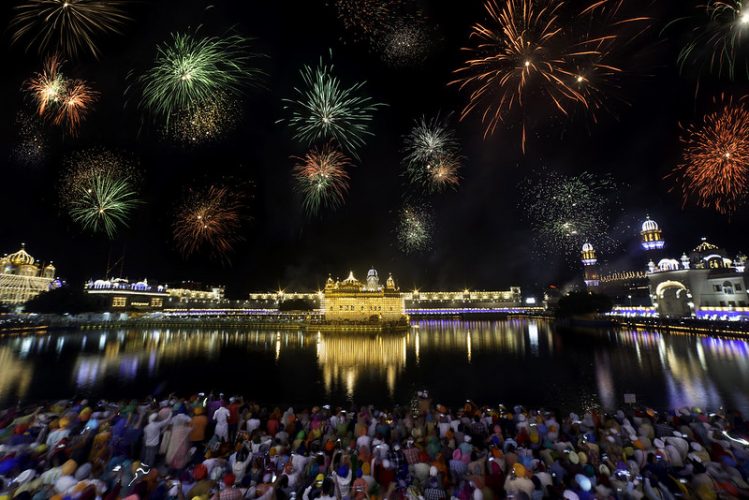 What is Diwali and why is it celebrated? | Vedic Tribe
