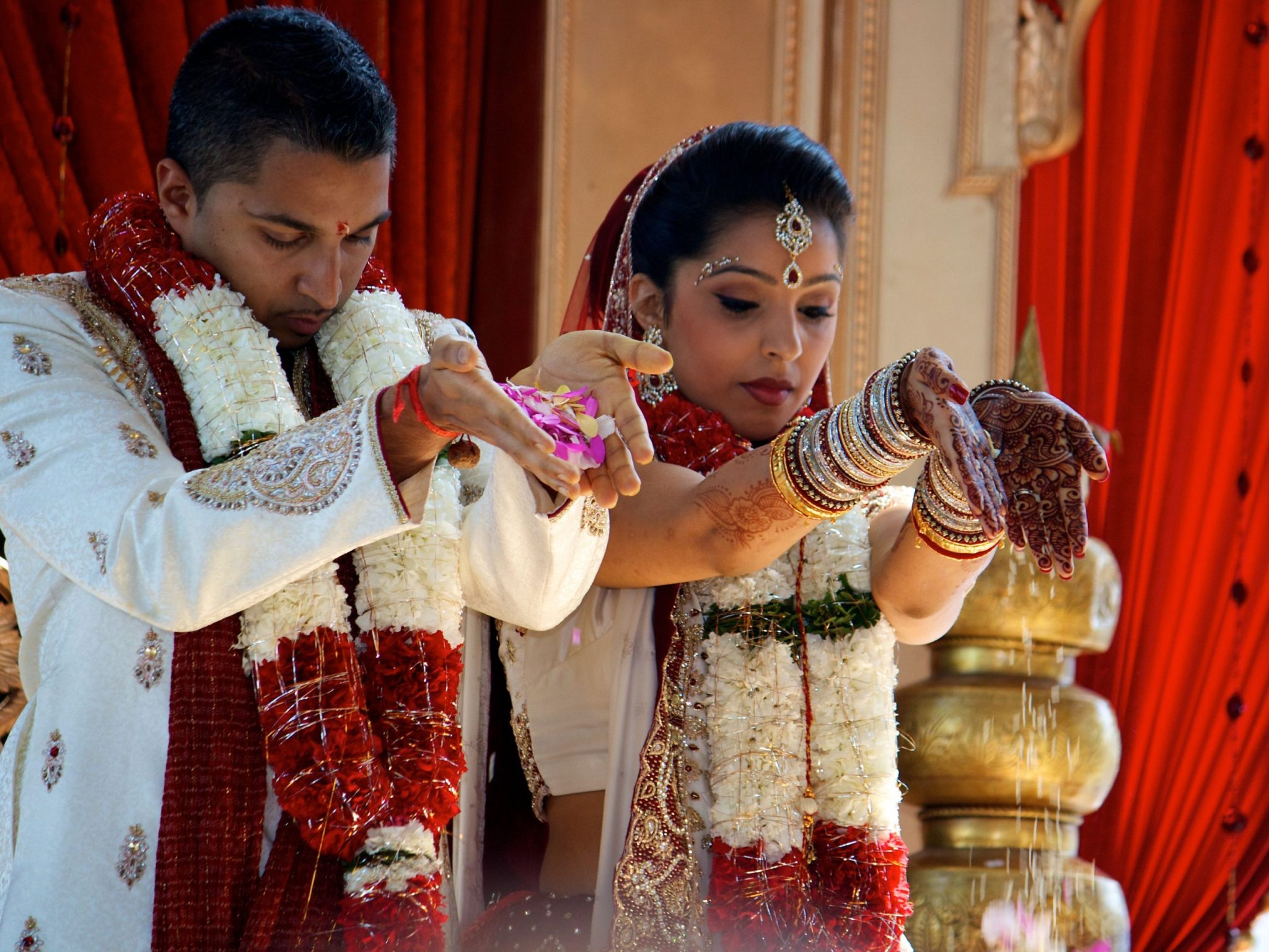 Significance and Meaning of Mangalsutra in Hinduism | Vedic Tribe